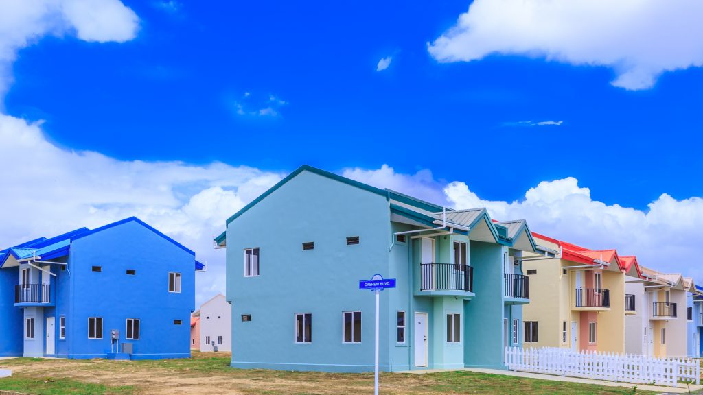 HDC | Cashew Gardens, Carlsen Field - HDC